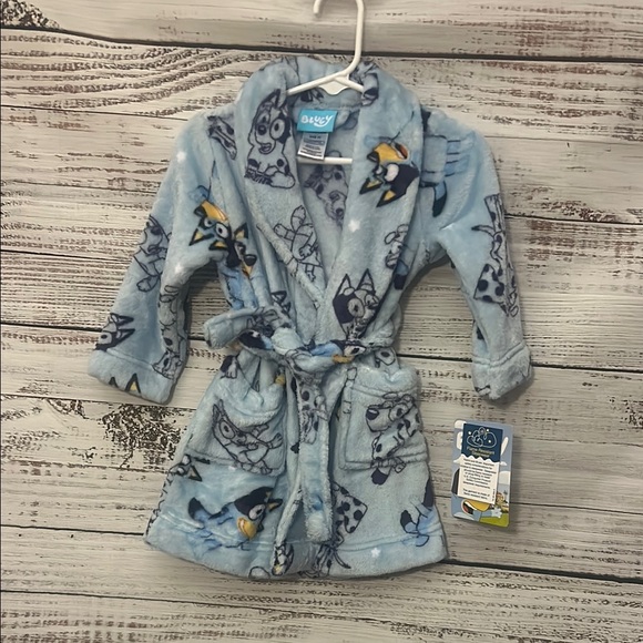 Bluey | Pajamas | Nwt Bluey Robe Size 2t | Poshmark
